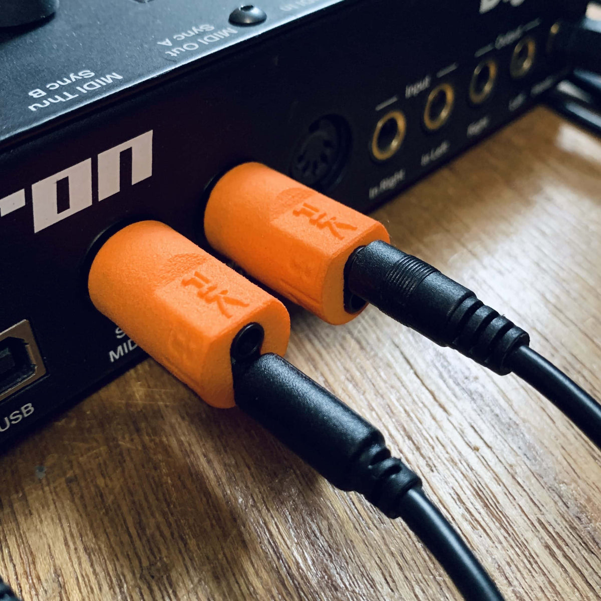 Retrokits RK-TRS-X – Mission Synths